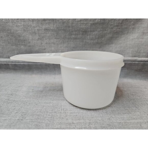 Tupperware | Kitchen | Vintage Tupperware Nesting Measuring Cup ...